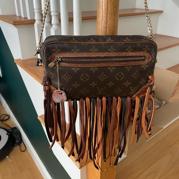 Louis Vuitton | Bags | Lv Cross Body | Poshmark